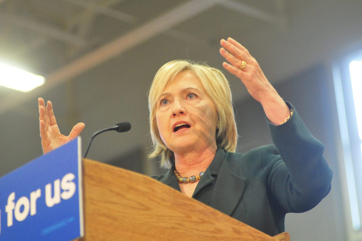 Clinton Strategist Issues Startlingly Dire Prediction On Midterm ...